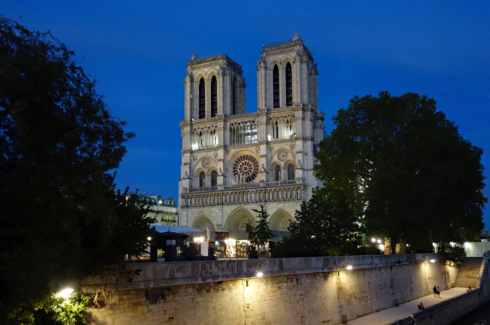 Paris, France – BLAIR AND SUSAN – A Home Free Global Life